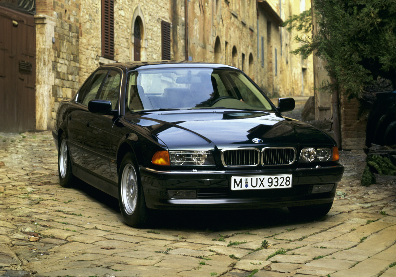 bmw 750 e38