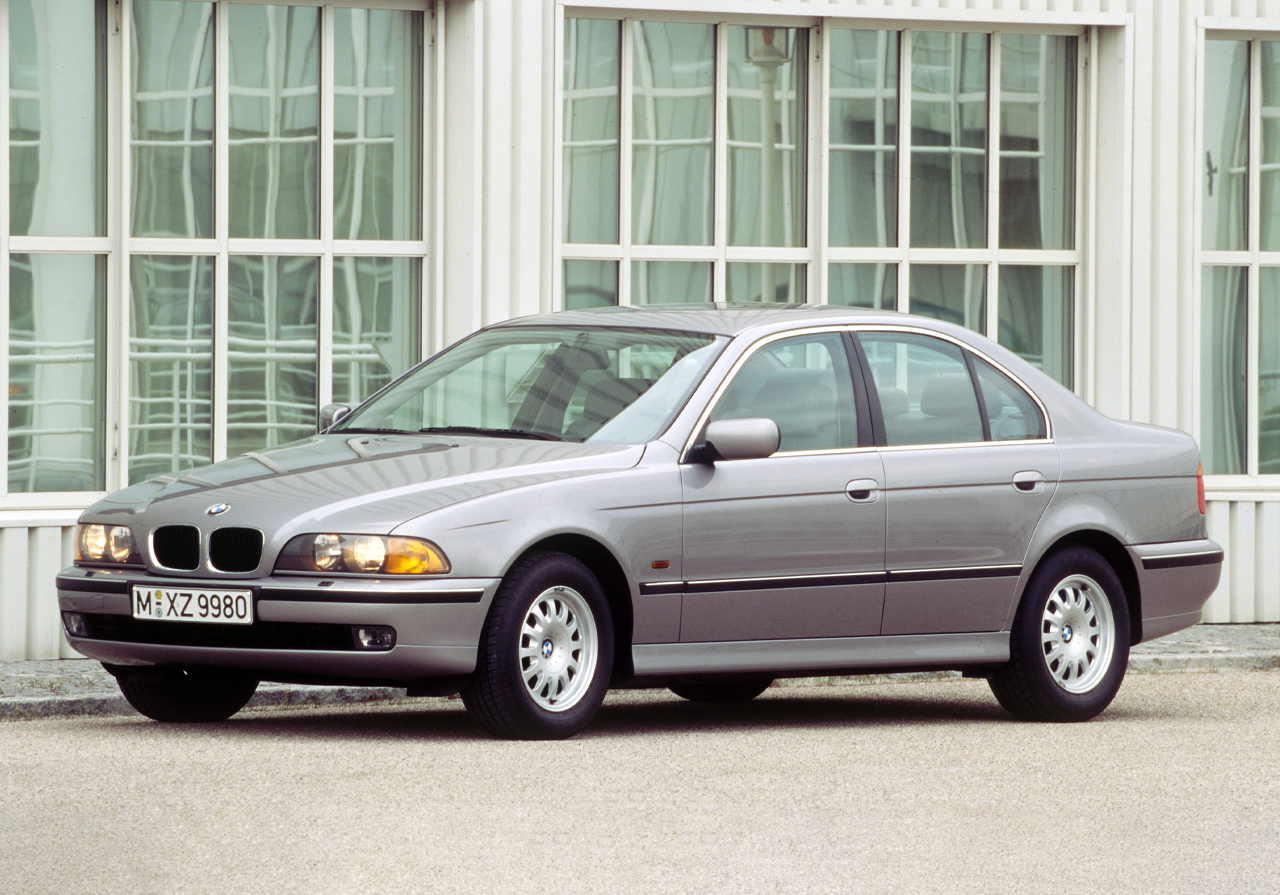 bmw e39 528i specs