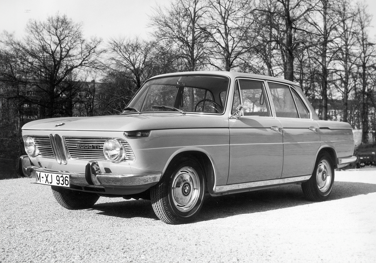 bmw 2000