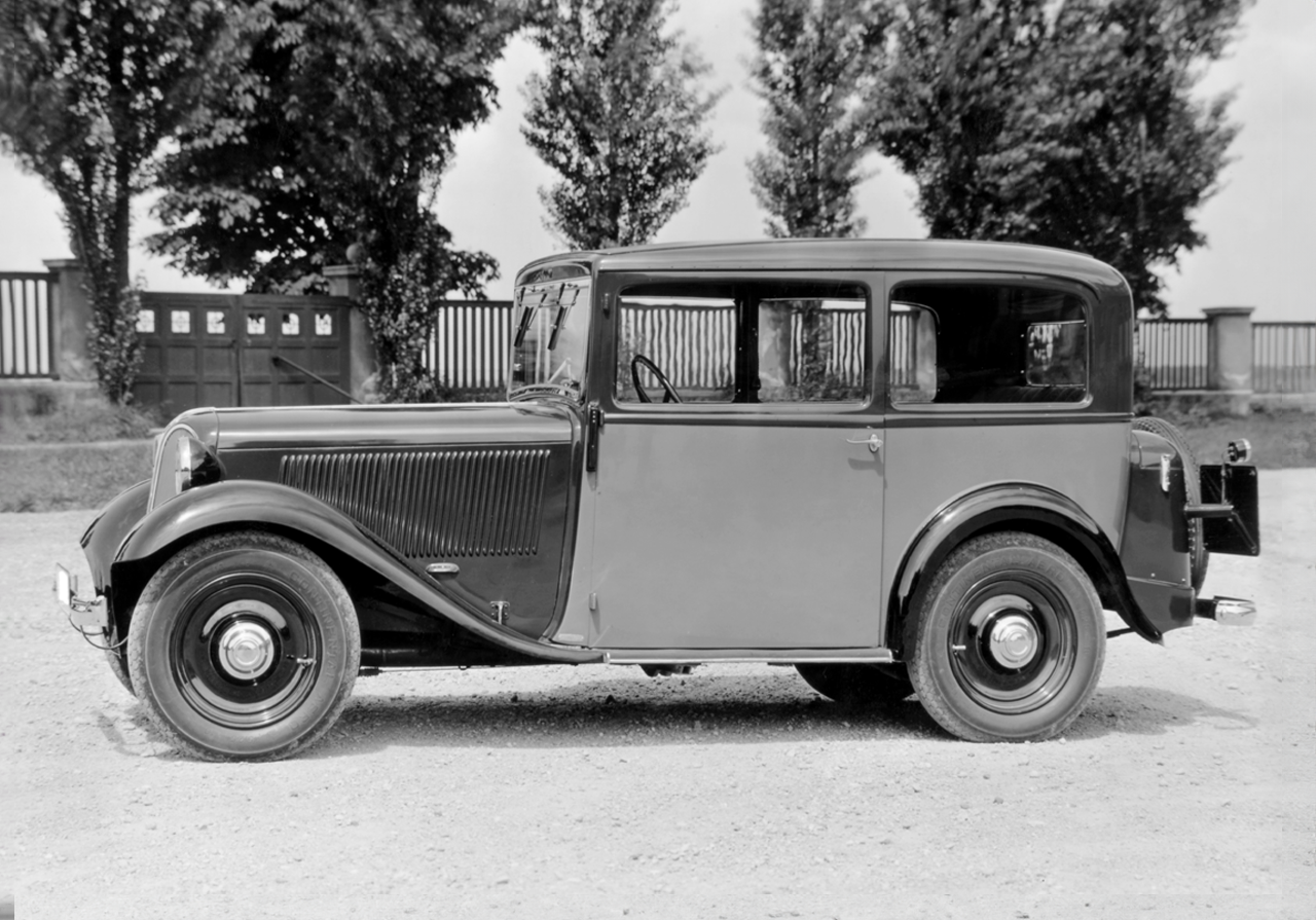 BMW 303 Sedan